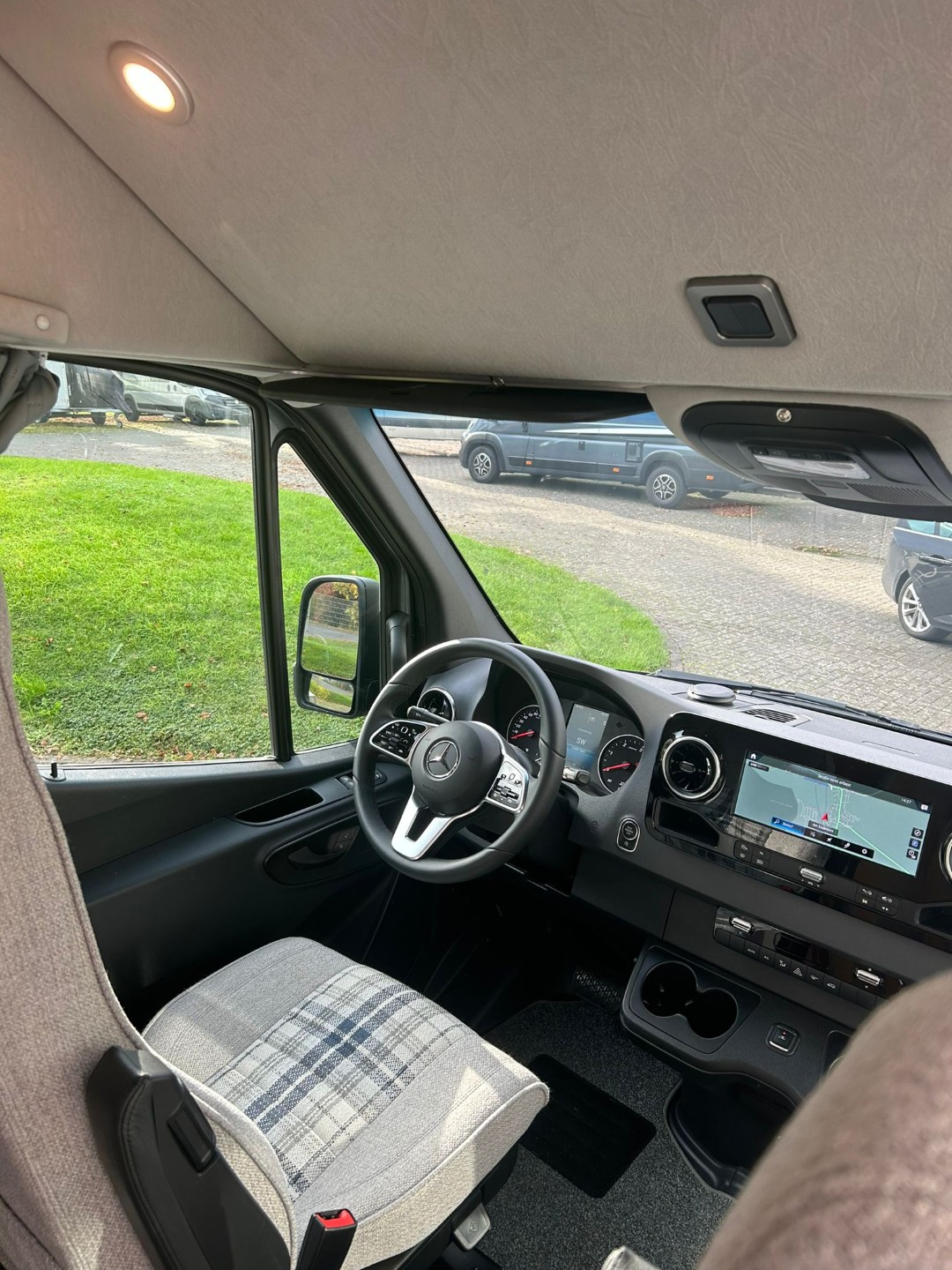 La Strada Regent E: Superdeluxe met twee op reis | Pasar