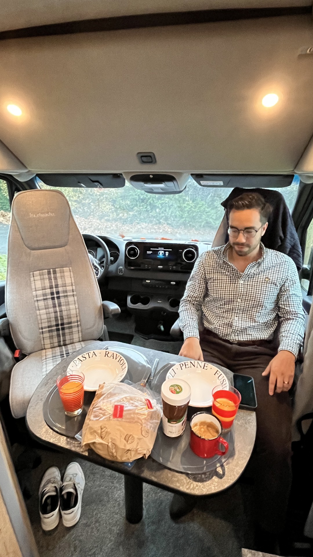 La Strada Regent E: Superdeluxe met twee op reis | Pasar