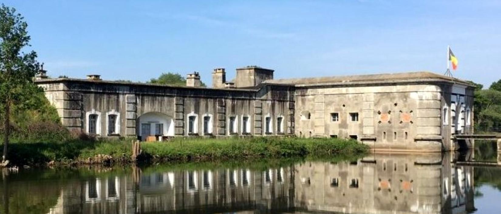 Bezoek aan het vernieuwde Fort van Liezele met fiets of auto: VOLZET ...